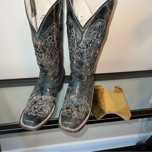 Dusty Rocker | Shoes | Dusty Rocker Derringer Boot Distressed Leather ...